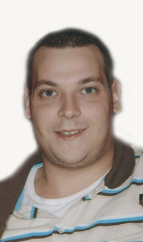 Jonathan Breton - Avis de décès | Coopérative funéraire de l'estrie